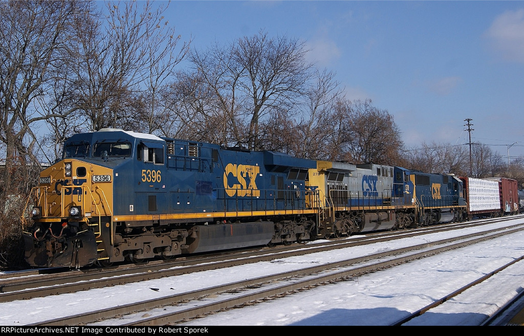 CSX Q417 Passing 36th Street
